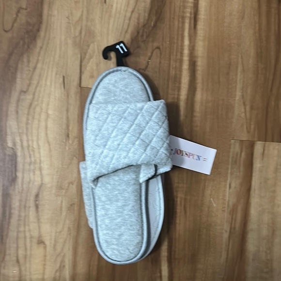 Joyspun | Shoes | Gray Quilted Slide Slippers | Poshmark